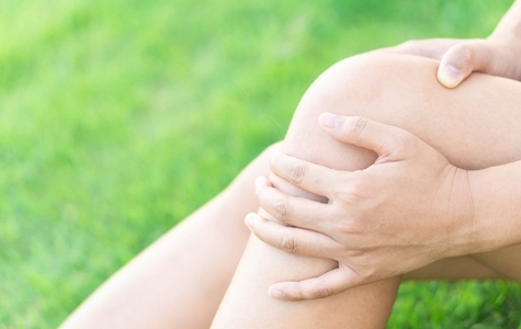 Pengapuran Sendi Lutut: Penyebab, Gejala, dan Pengobatan